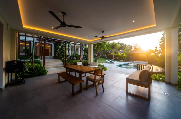 Luxury 4 Bedroom Bella Vista Villa - Jimbaran