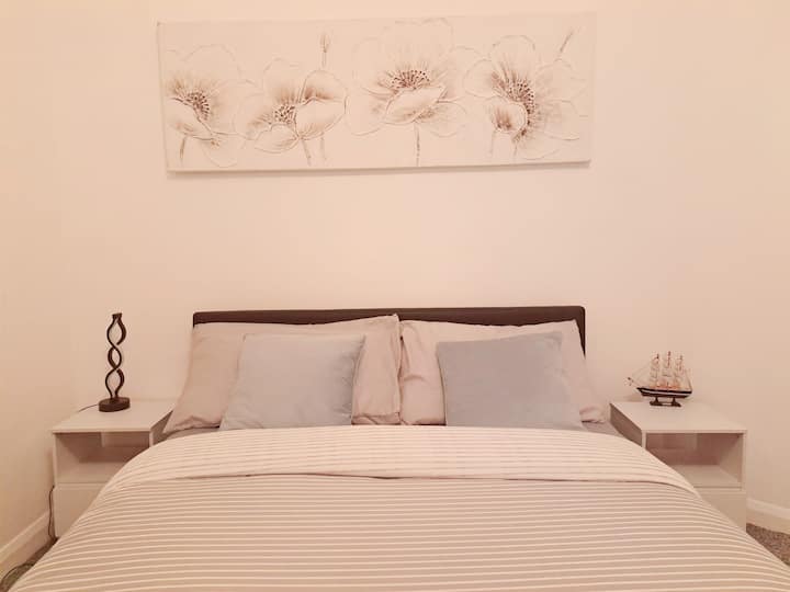 Cozy 2br Home | Pets Welcome | Free Parking & Wifi - Leeds