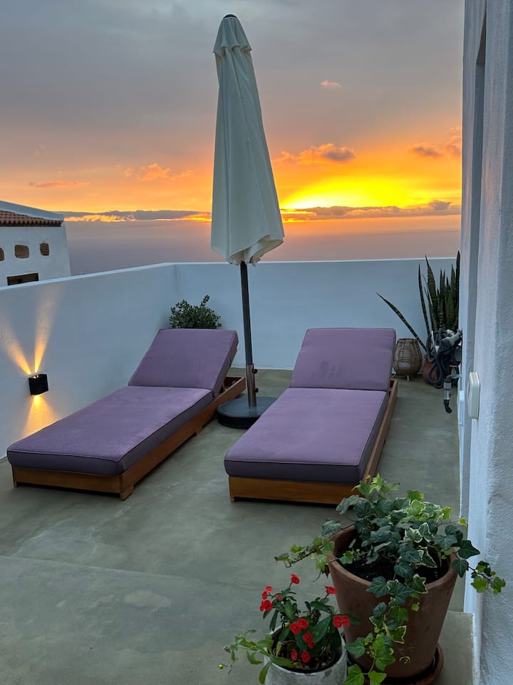Casa Con Historia Y Vistas Al Mar/montaña - Güímar
