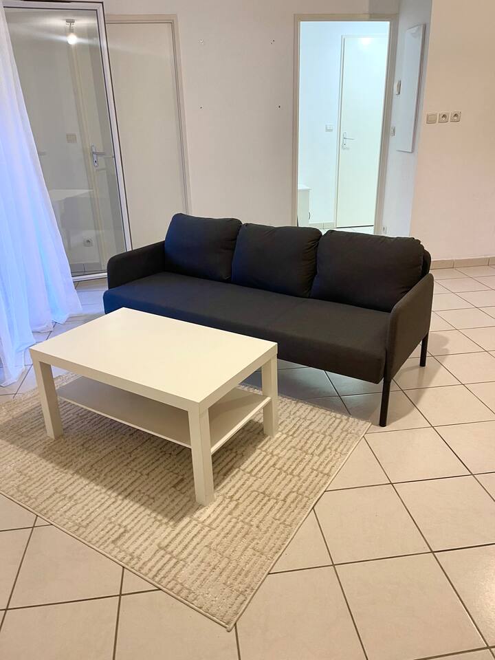 Grand T2, Parking Et Terrasse - Grenada