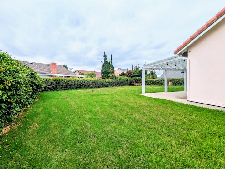 Disney Nearby, Huge Backyard - Placentia