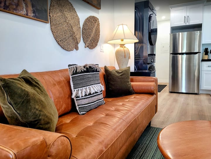 Cutest Stay: 4 Beds Near Tunnel With River Views - Windsor