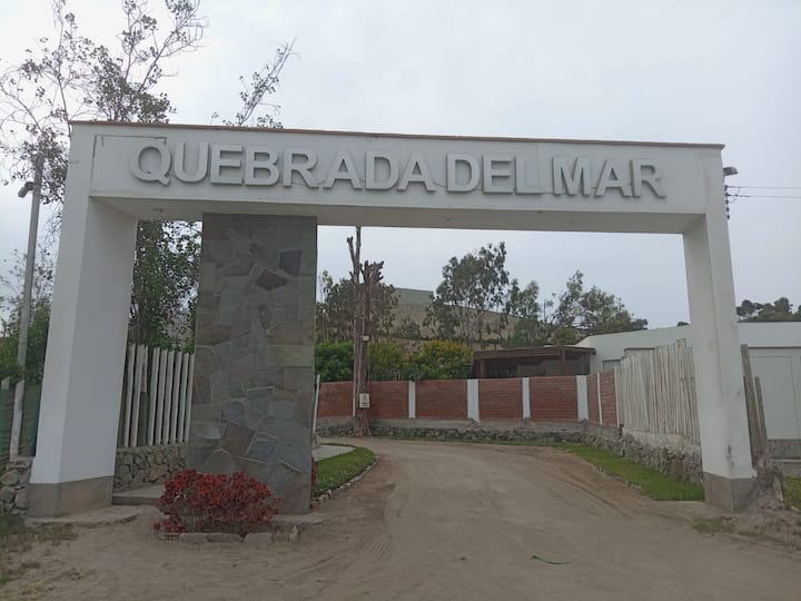 Asia Quebrada Del Mar /3 Pisos /Piscina Privada - Mala