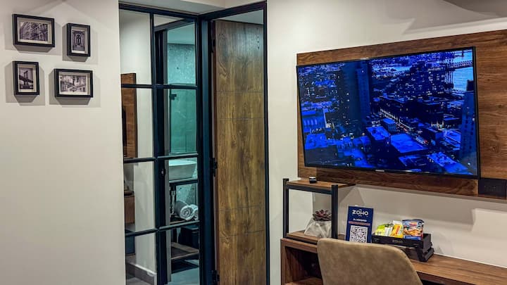 Nueva Habitación En El Corazón De La 70 -Wifi Y Ac - Medellin, Antioquia, Colombia