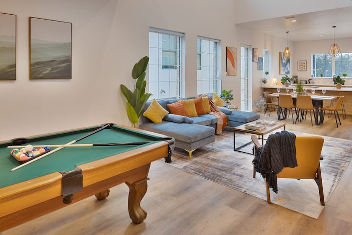 Modern Dt Dallas Retreat: Gym, Arcade & Relaxation - ダラス