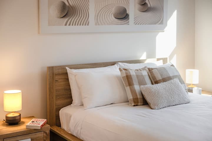 Charming West Hobart Home - Central With Parking - Hobart