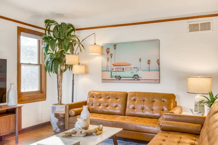 Mocks Crest Oasis- 5bd/2ba- Arbor Lodge Getaway - Portland, OR