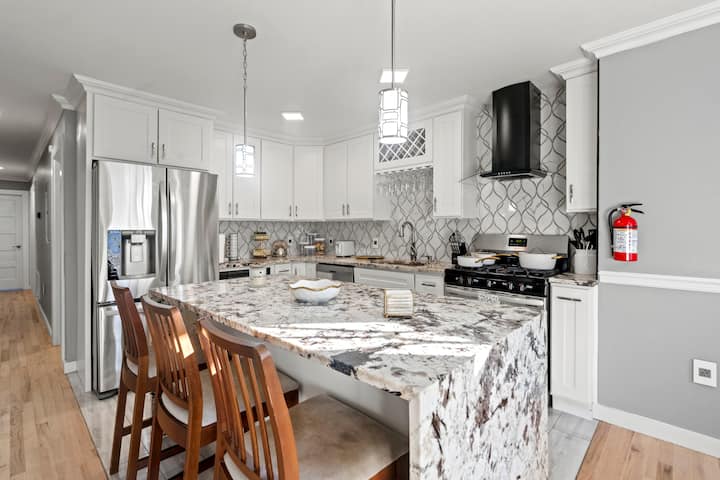 10min From Ewr/cozy 3bd-2bth Retreat In Elizabeth. - Staten Island