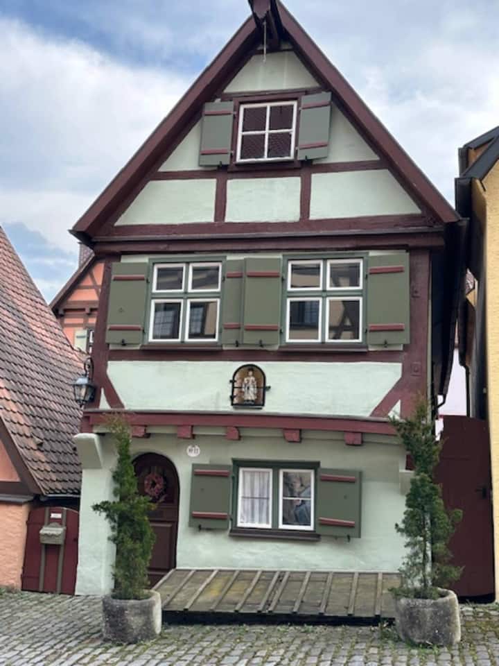 Stylish Guesthouse - Dinkelsbühl