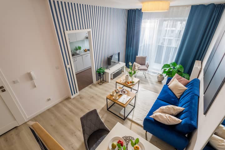 Dąbrowskiego - Apartment For 6 People - Wrocław