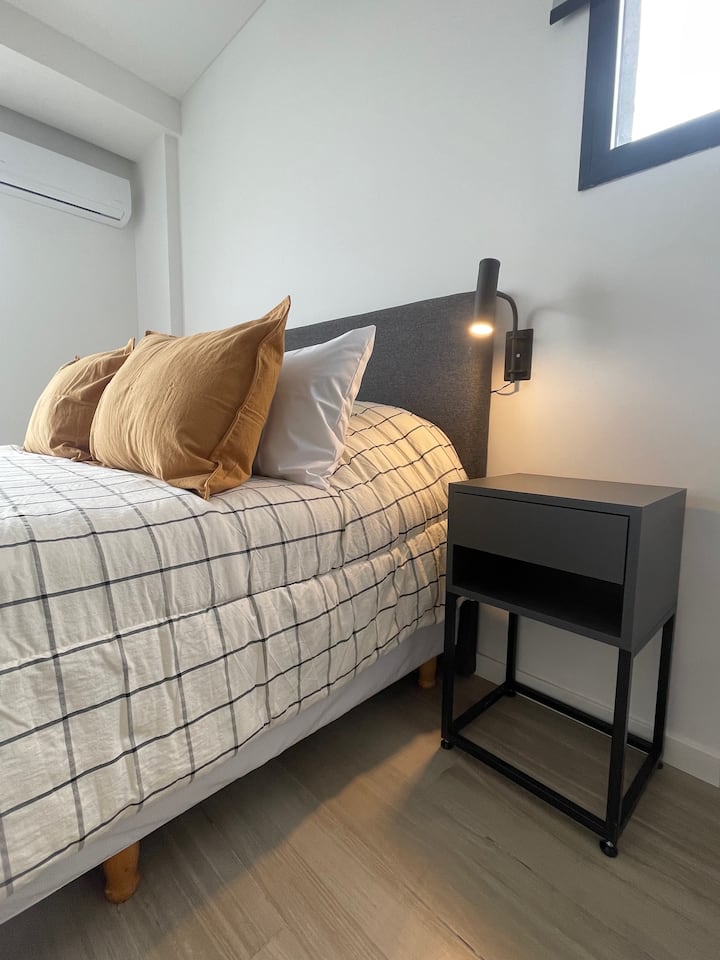 Studio Gorriti Nueve, Súper Cool - Argentina