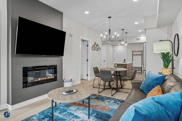 1bed/1bath Sparrowhawk - East Facing Pool/hot Tub - Canmore