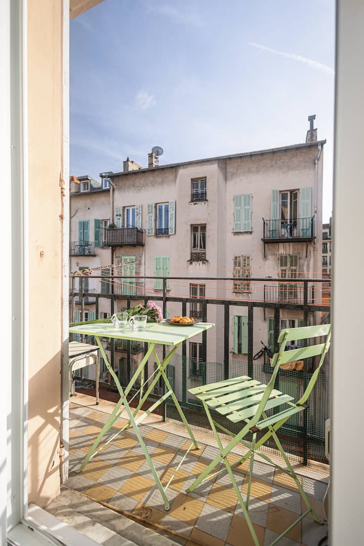 2 Bedrooms - Quiet Apartment - Nice