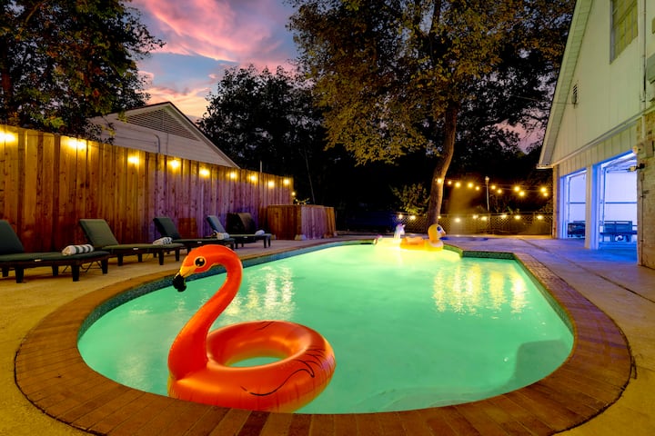 Lux 4br 2.5ba /Pool/hot Tub/game Room/bishop Arts - Dallas, TX
