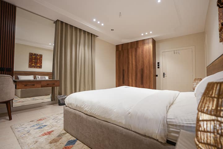 Apt-1 With Diriyah Design - Riad