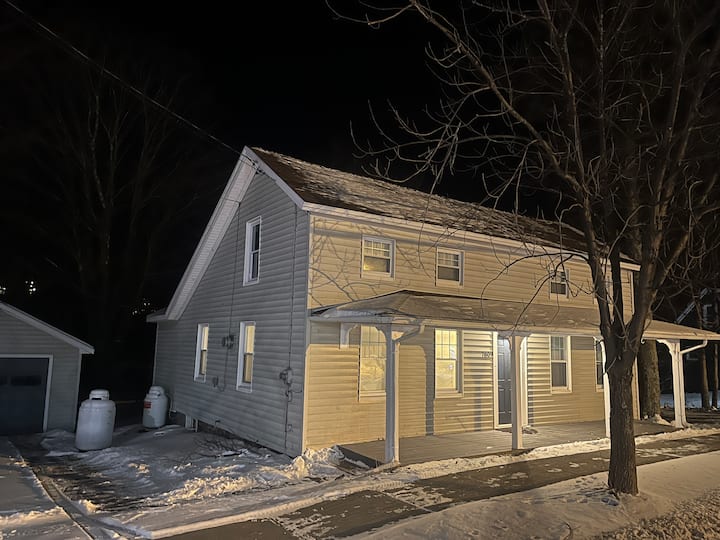 Gas Fireplace On Creek, Walk To Fellows & Hunter - Hunter Mountain
