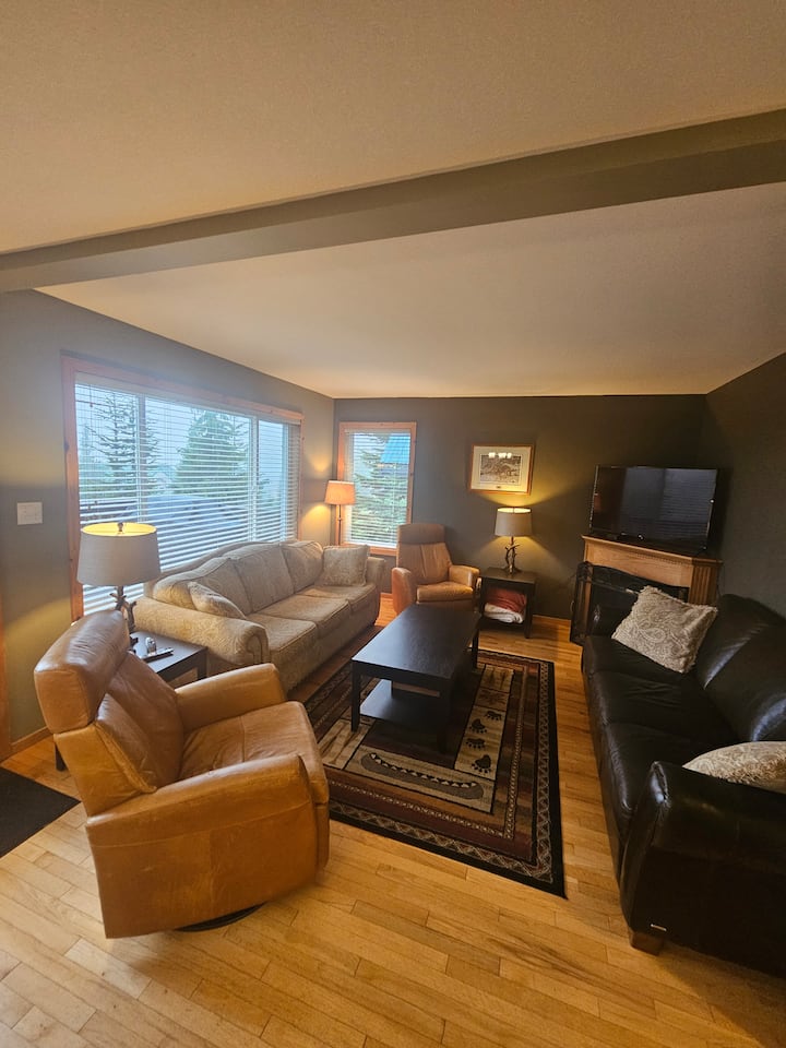 Red Ryder Chalet @ Mt Washington - Vancouver Island