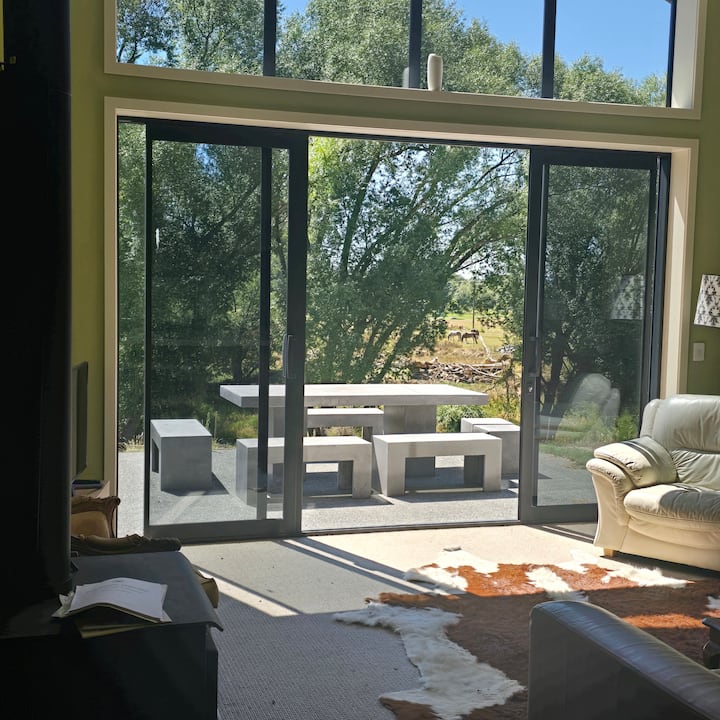 Riverside Retreat - Twizel