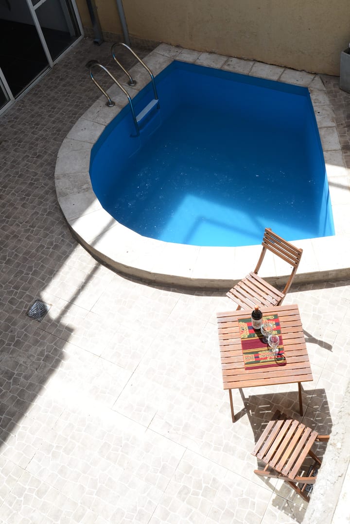 Casa Con Piscina Y Garaje Privado En Mendoza City - Mendoza