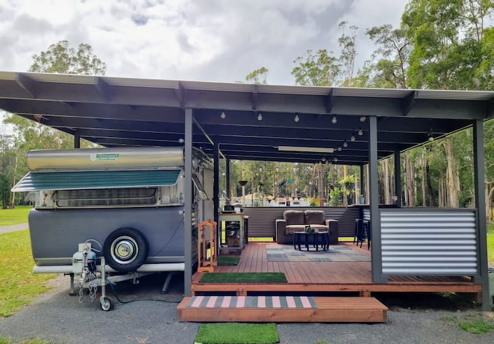 Vintage Van Stay | Fire Pit & Outdoor Shower - Bulahdelah