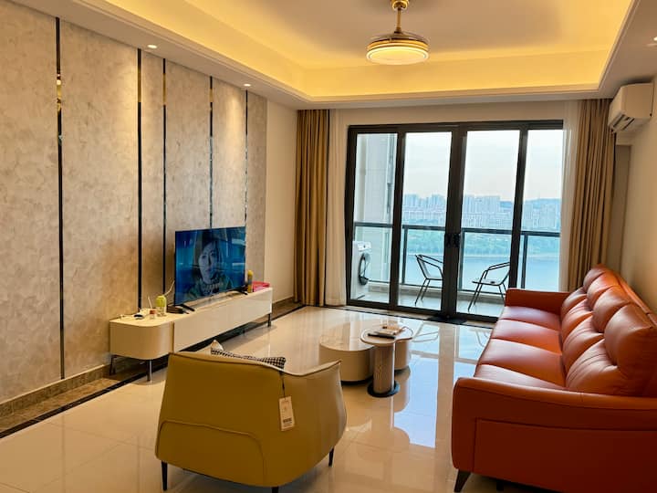 R&f Seine Region 4br Modern Grey Sanctuary11-16pax - Johor Bahru