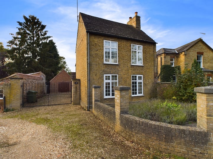 Roxford - Cosy 4 Bedroom Home - Norfolk