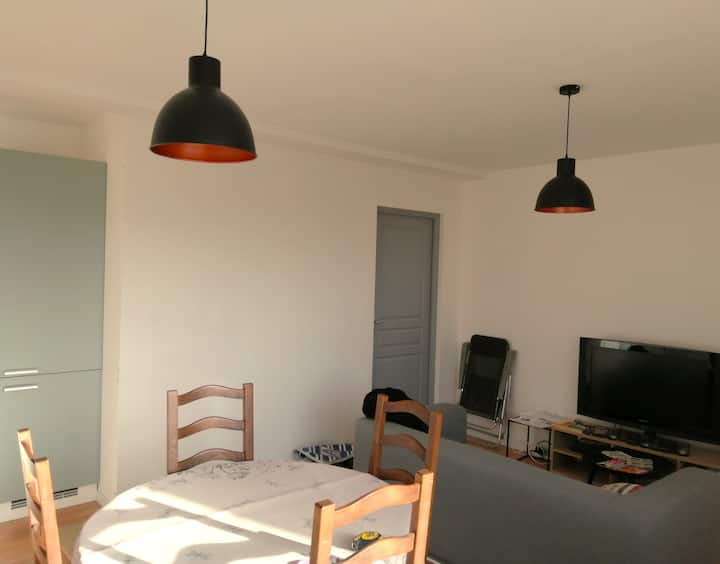 Appartement Calme Avec Jardin Et Vue Sur Citadelle - Château de Sauvan