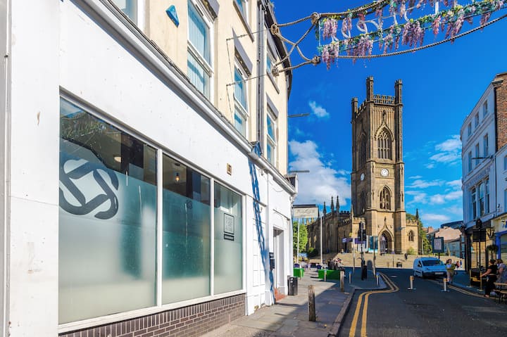 Full Apart Hotel Experience, Private Use, Sleep 34 - Liverpool