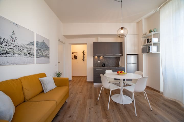 Ponente - Balcony /Parking - Como