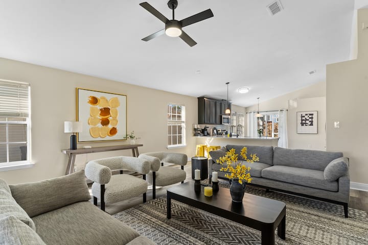 Modern 4bd/2bth Near Famu - Tallahassee, FL