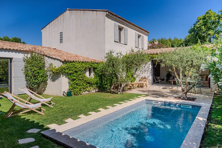 Gorgeous Home With Heated Pool, Perfectly Located - Maussane-les-Alpilles