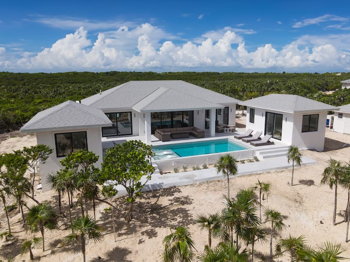 Brand New Luxury Beach House On Private Beach! - The Bahamas
