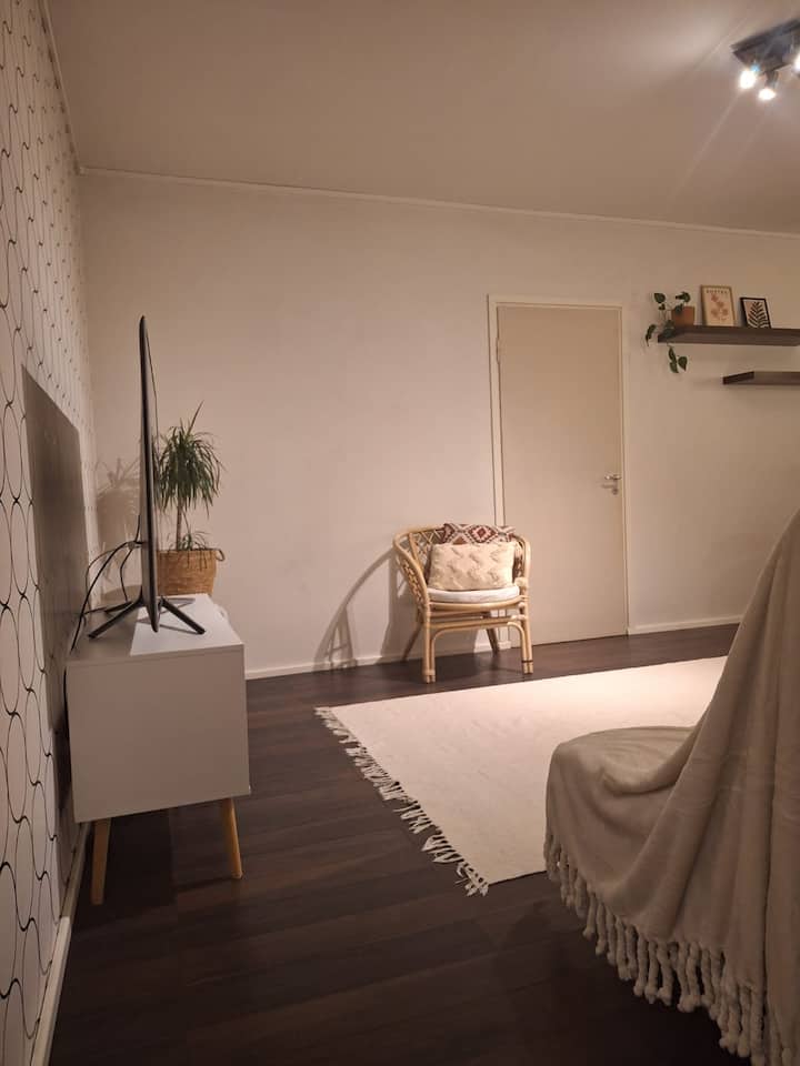 Ylimmän Kerroksen Valoisa Kaksio - Oulu