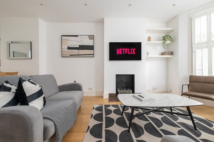 Fulham Spacious 4bd Home | Parking & Garden | Wifi - Fulham