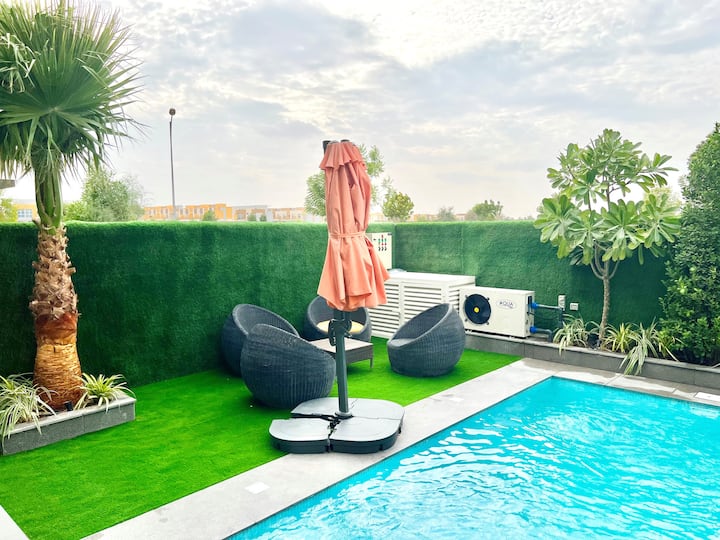 Private Pool 3br Villa Damac Hills 2 By Deleguest - ドバイ