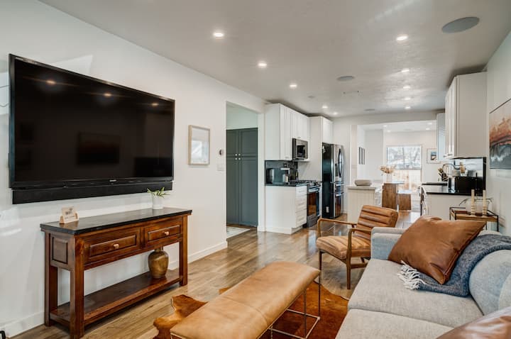 Modern Liberty Park Home+hot Tub - ソルト・レーク・シティ, UT