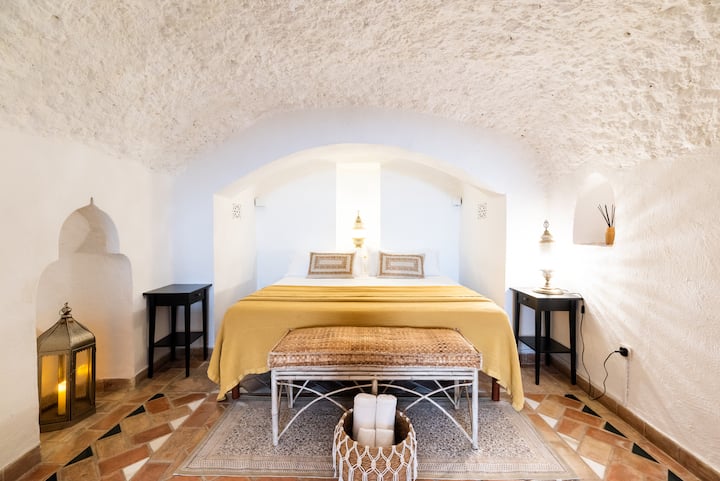 ¡Preciosa Cueva A Los Pies De La Alhambra! - Grenade