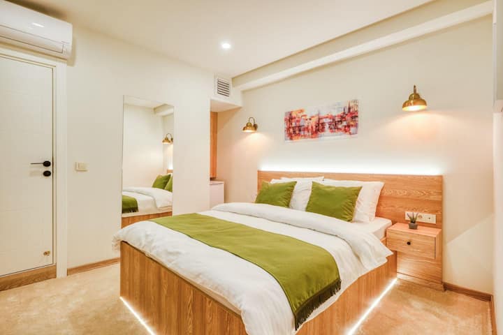 Elephant In The Room Hotel, Standard Double Room - İstanbul