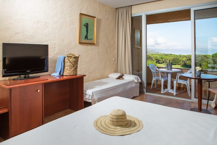 Habitación Triple 2adultos 1 Niño Con Desayuno - Tossa de Mar