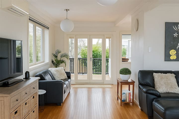 Bach By The Beach - Mount Maunganui