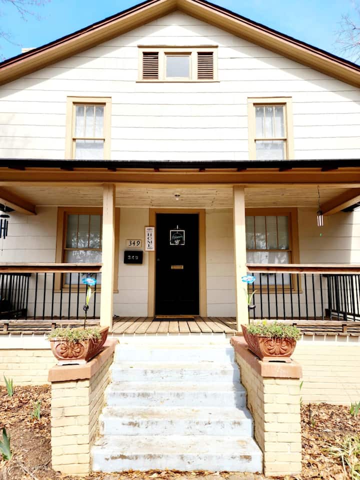 House On Avenue Near Lru College - Hickory, NC