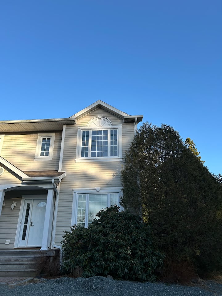 Townhouse Bar Harbor Pine Ridge Getaway - Bar Harbor, ME