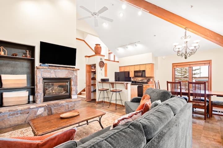 Ski In/out At Snowflake Lift; Hot Tub! - Breckenridge, CO