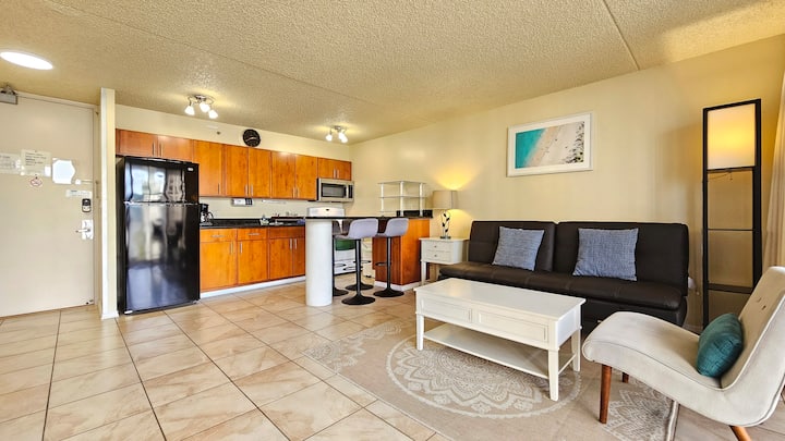 Wb 1011 - T2 Queen, Full, & Futon +1 Free Parking - ホノルル