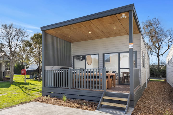 3 Bedroom Coastal Villa - Inverloch