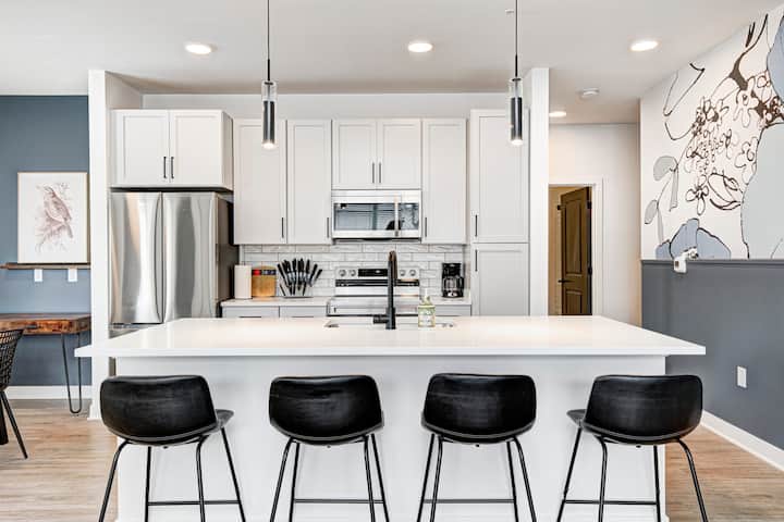 Poppy Place - King/queen - Noblesville, IN