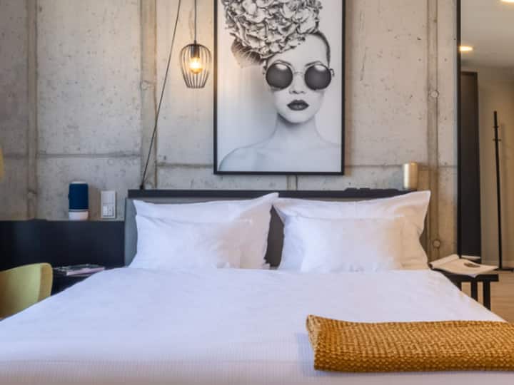 Numa | Medium Studio With Kitchen In Ehrenfeld - Köln