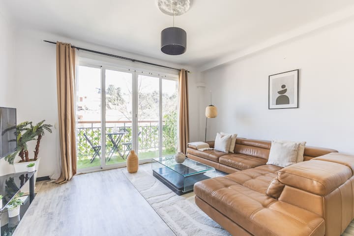 ÉLégant 2 Chambres Avec Balcon à Hydra - Algiers