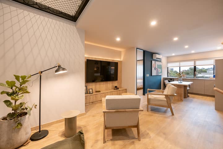 Digital Nomad Paradise 2br Sanctuary With A/c - Medellín
