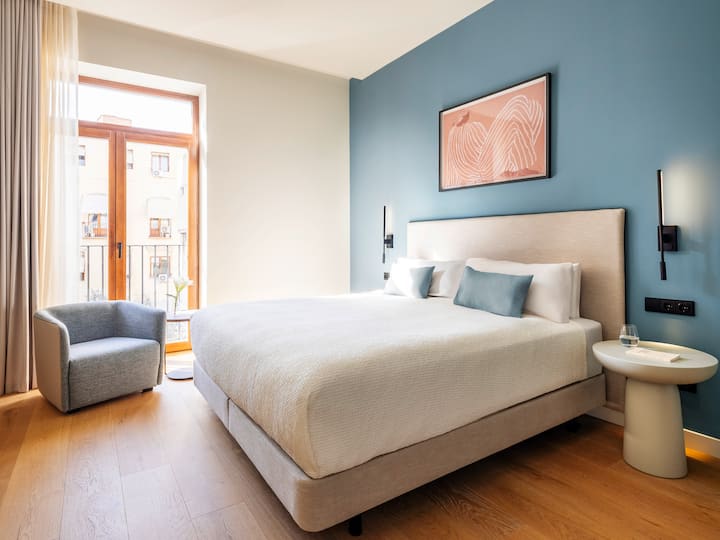 Numa | Large Room Near Jardín Del Turia - Valencia